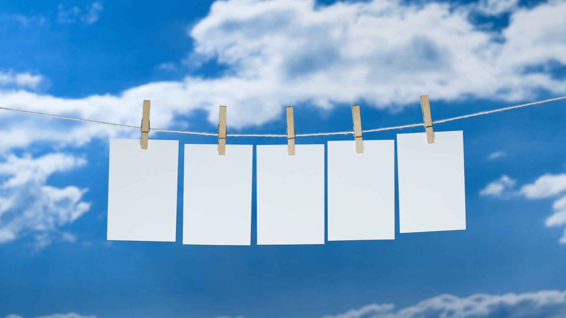 Format A5 : tout savoir sur ce format de papier | Canva