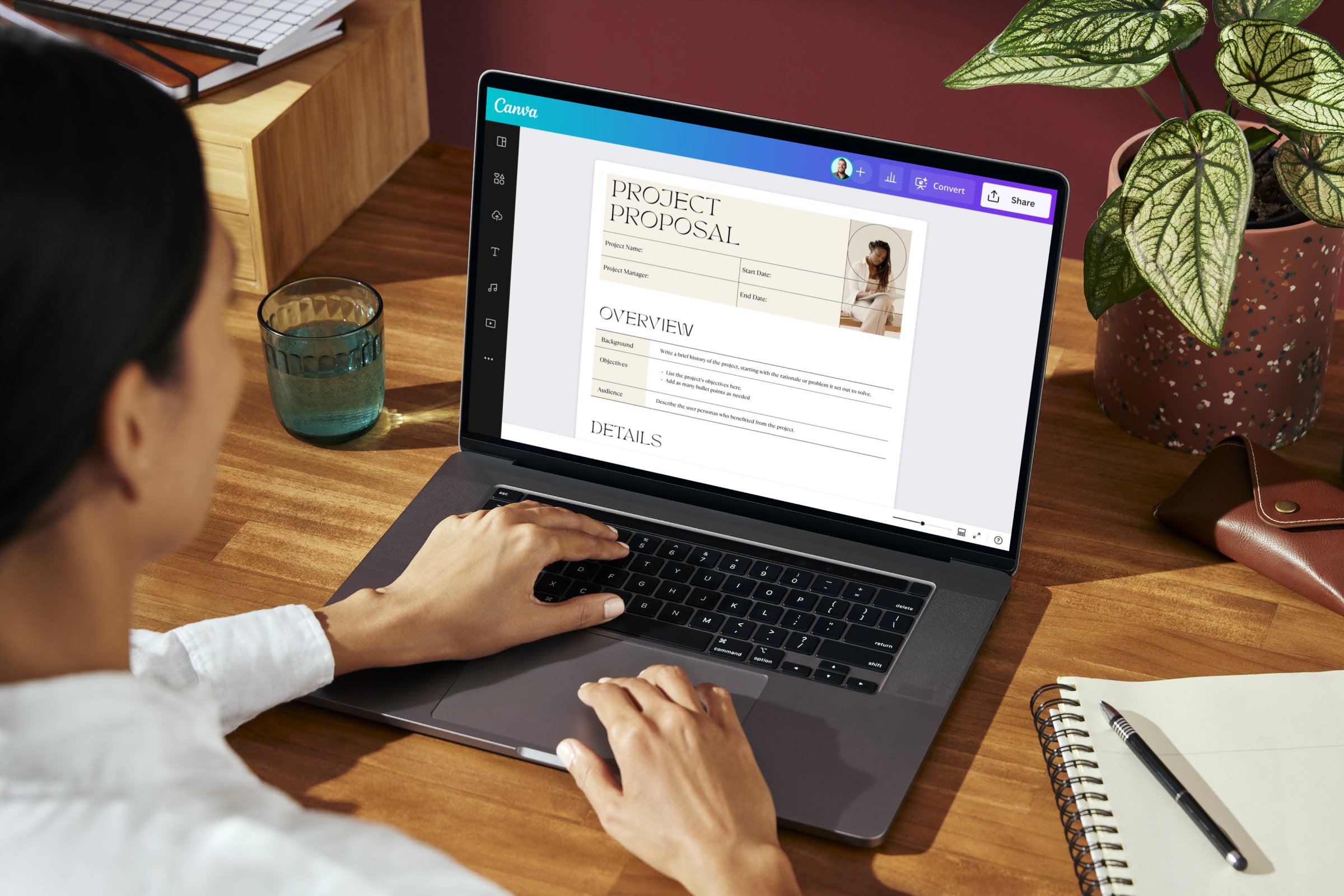 Cómo escribir un memo (plantillas gratuitas y consejos) | Canva