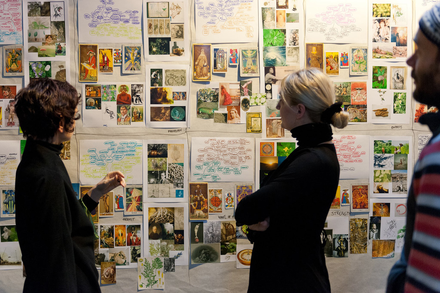 What is an advertising mood board and how to create one for yourself