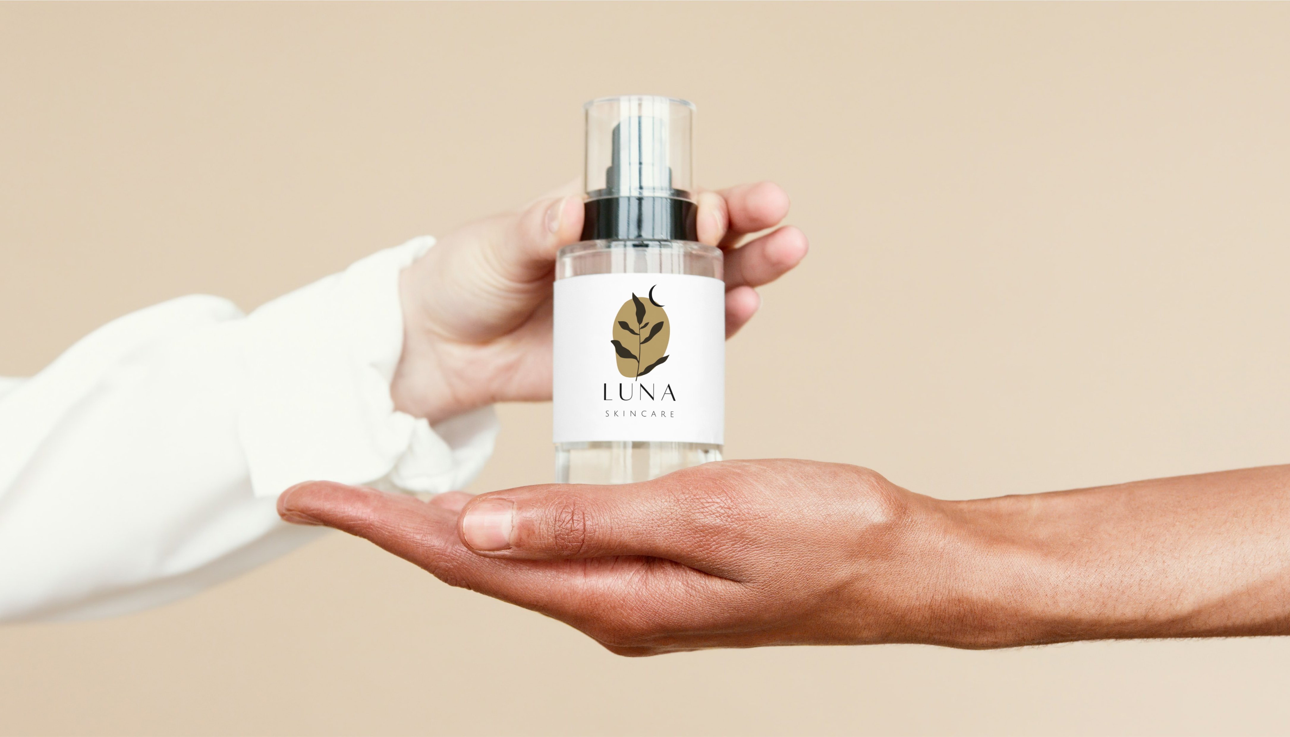 Free Logo Mockup Generator: Design logo mockups | Canva