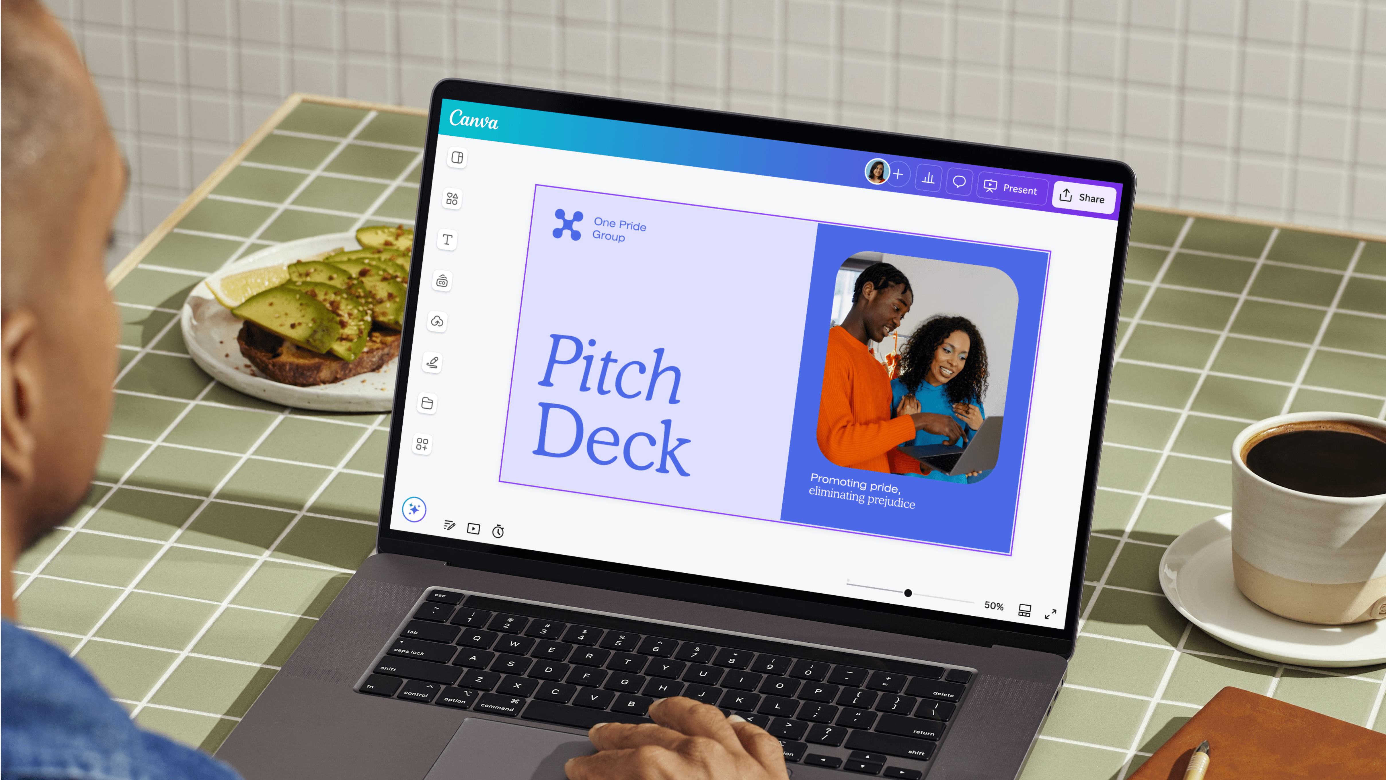 How to Make a Pitch Deck (Examples and Tips) | Canva