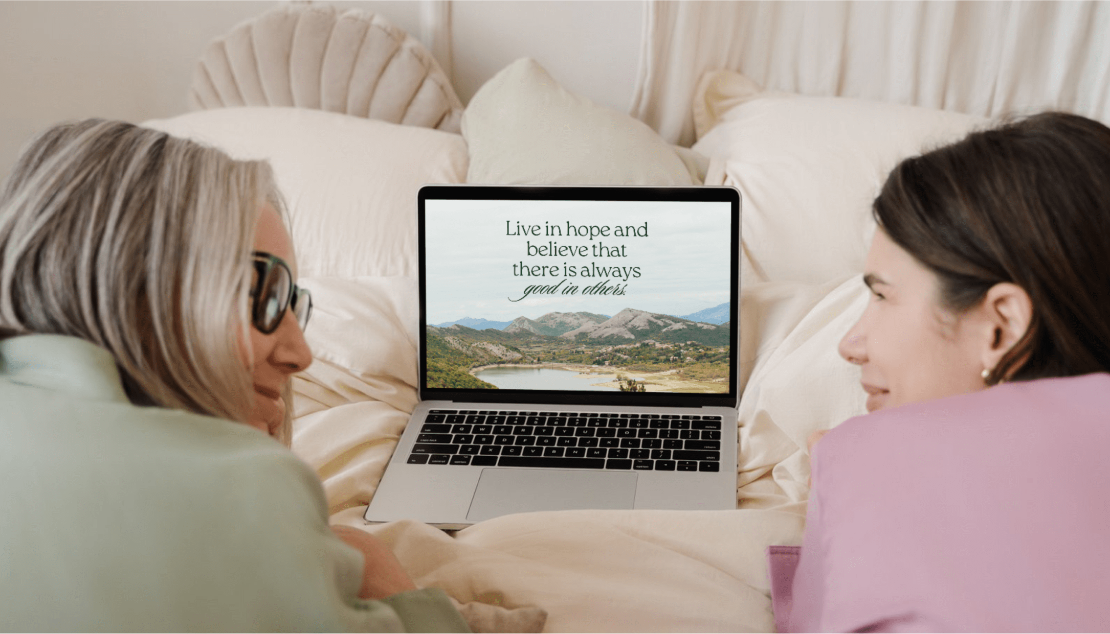 Laptop Mockup Generator: Make a laptop mockup | Canva