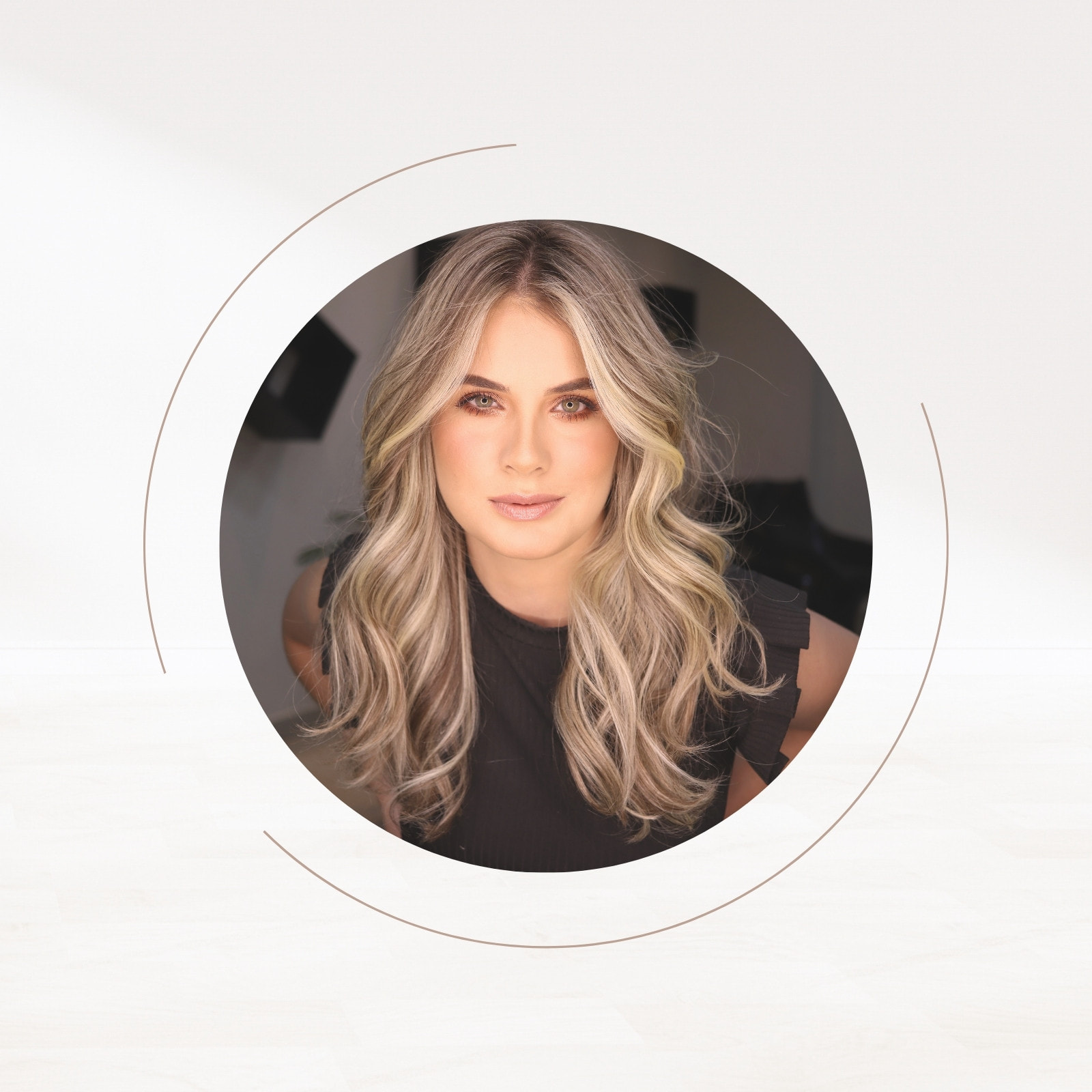 Crea foto profilo online gratis | Canva