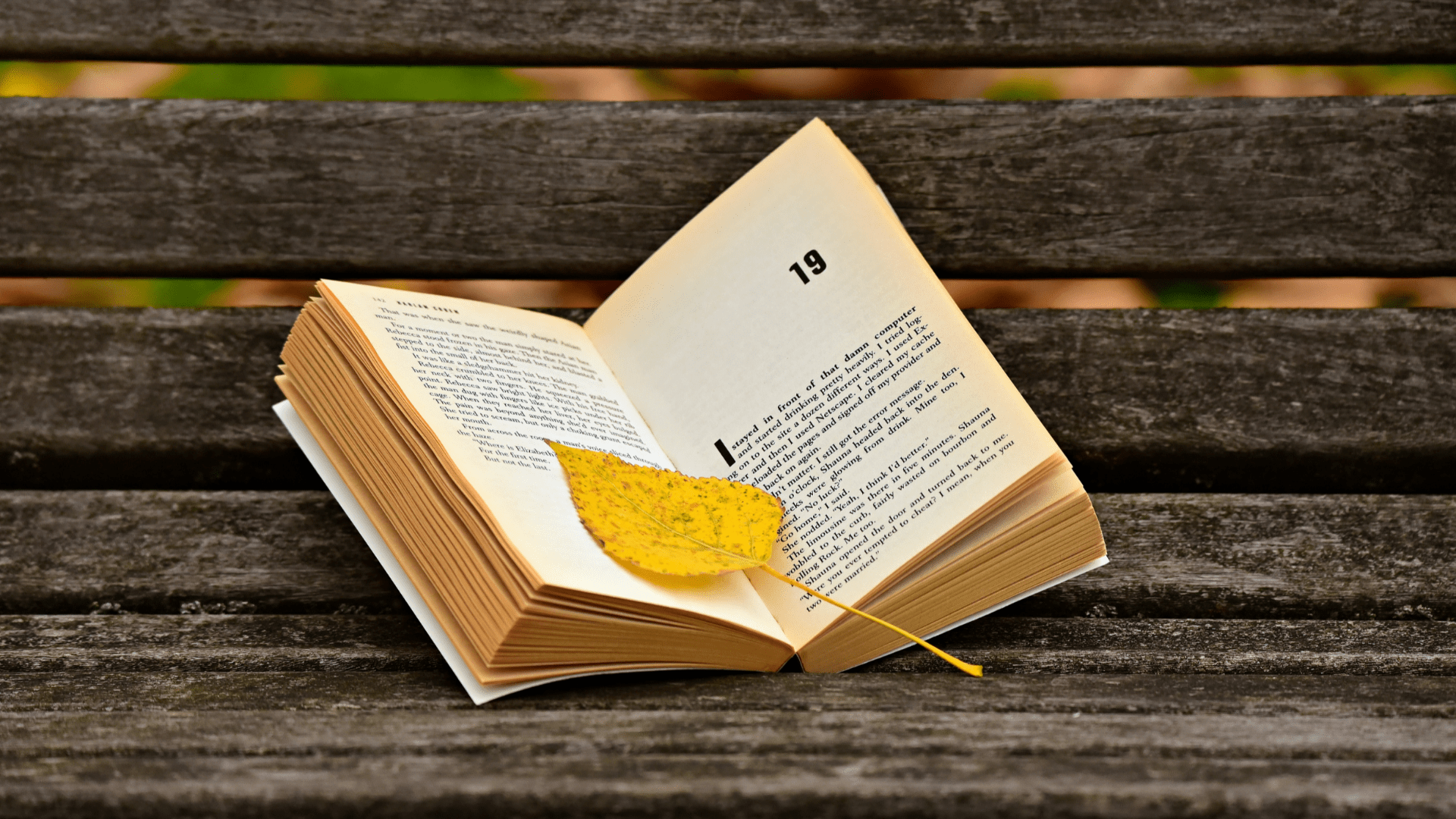 Format A5 : tout savoir sur ce format de papier | Canva