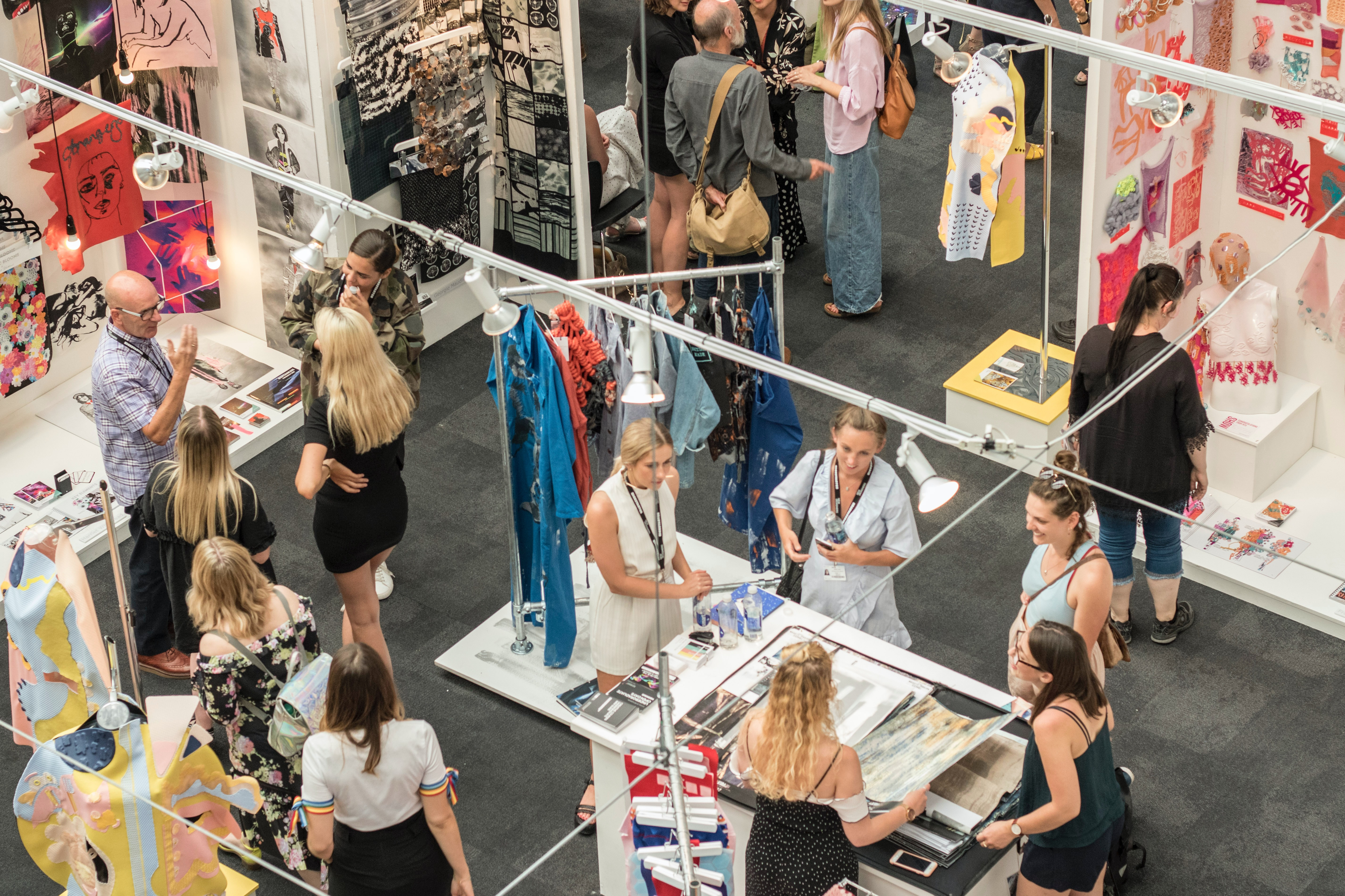 Stand-out Stand: Unique Ideas for a Pop-up Shop | Canva