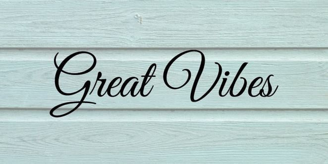 25 belles polices d'écriture calligraphique & manuscrite - Canva