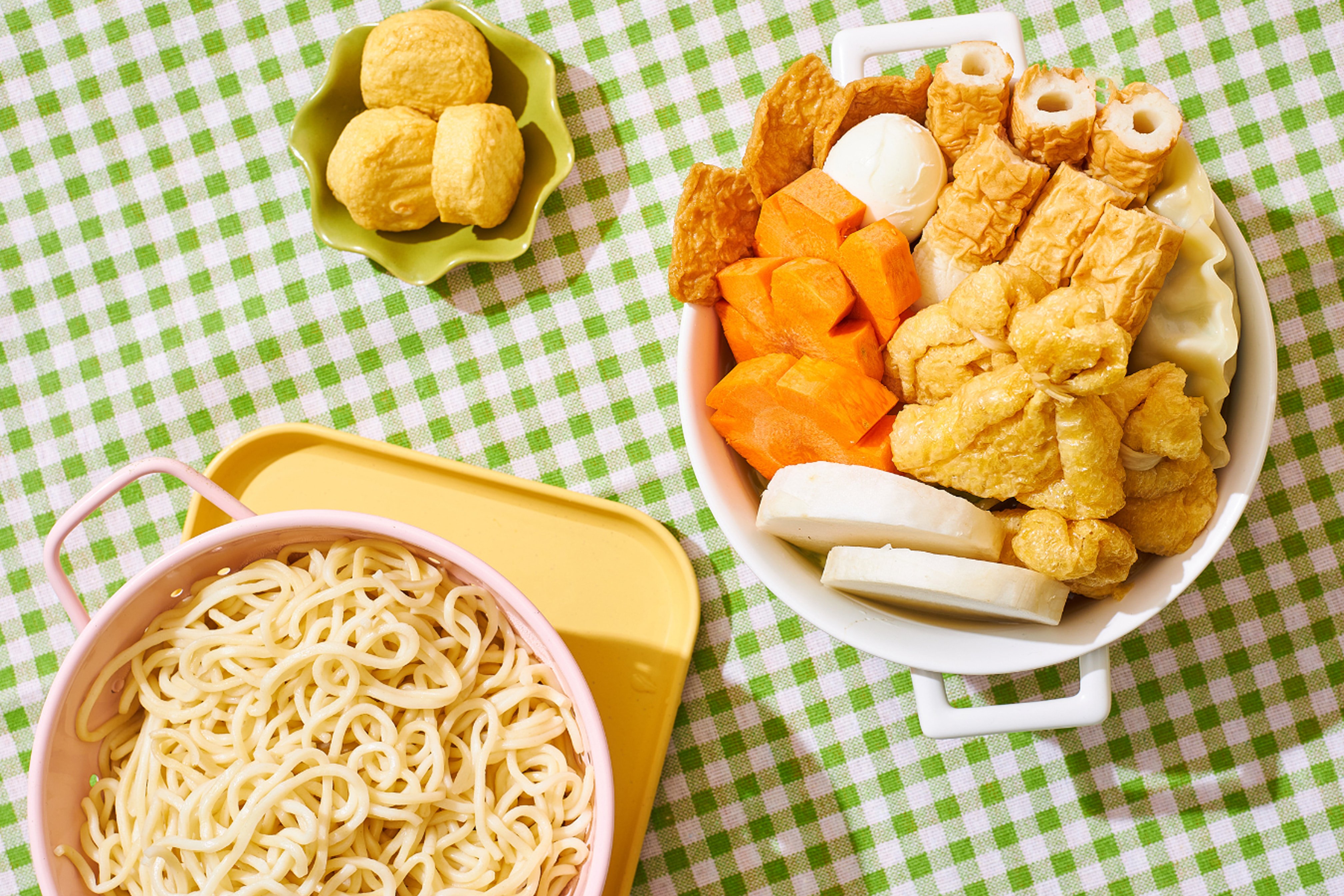 Change the Background Color of an Image for Free | Canva