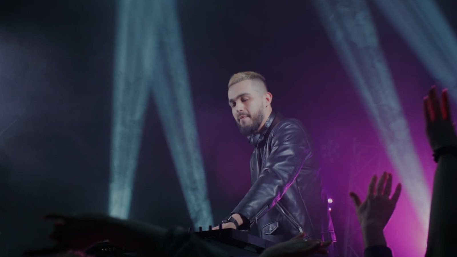 Canva + Apple Music | Design cover art for your music