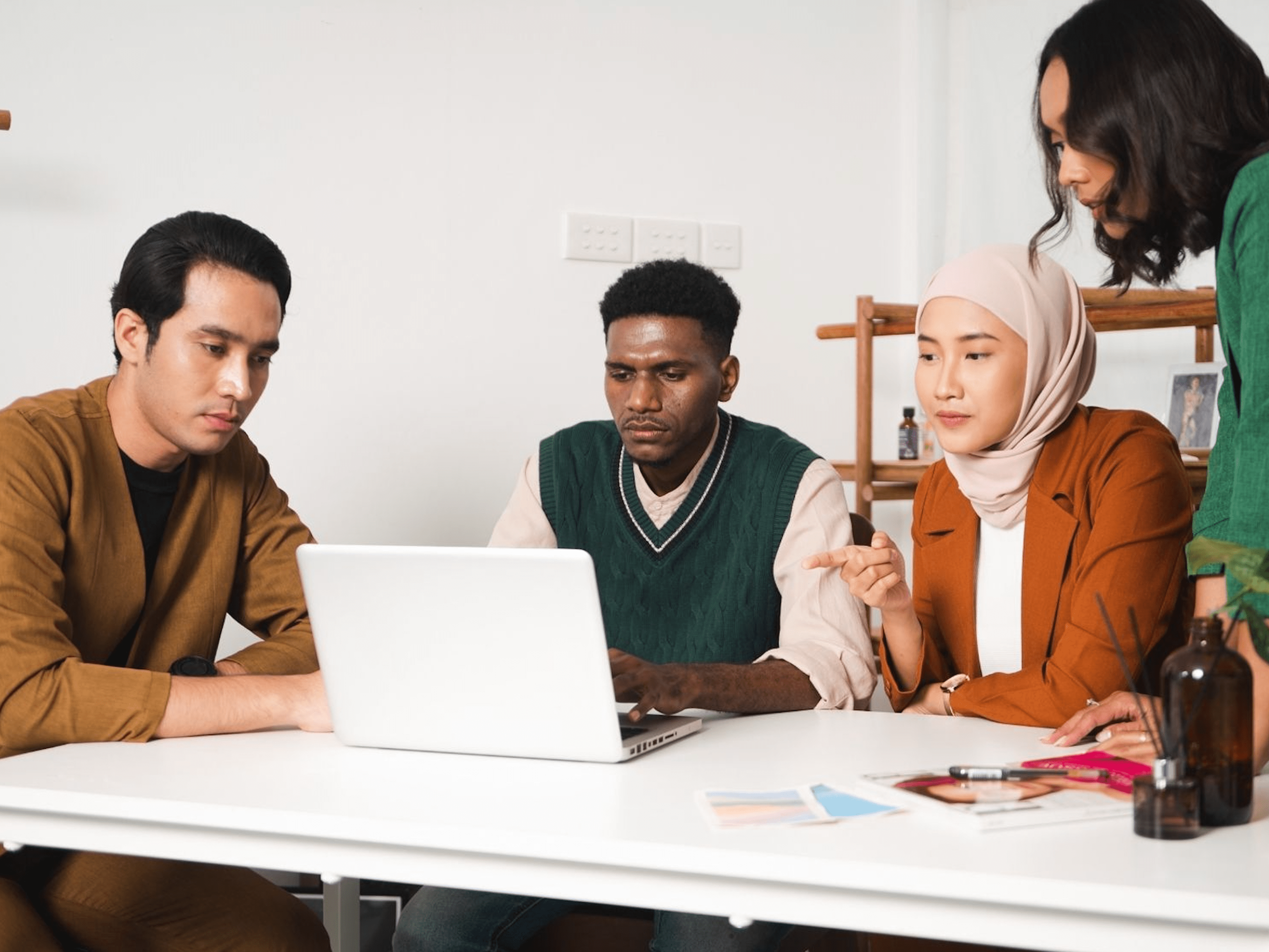 How to Create an Empathy Map (Examples & Tips) | Canva