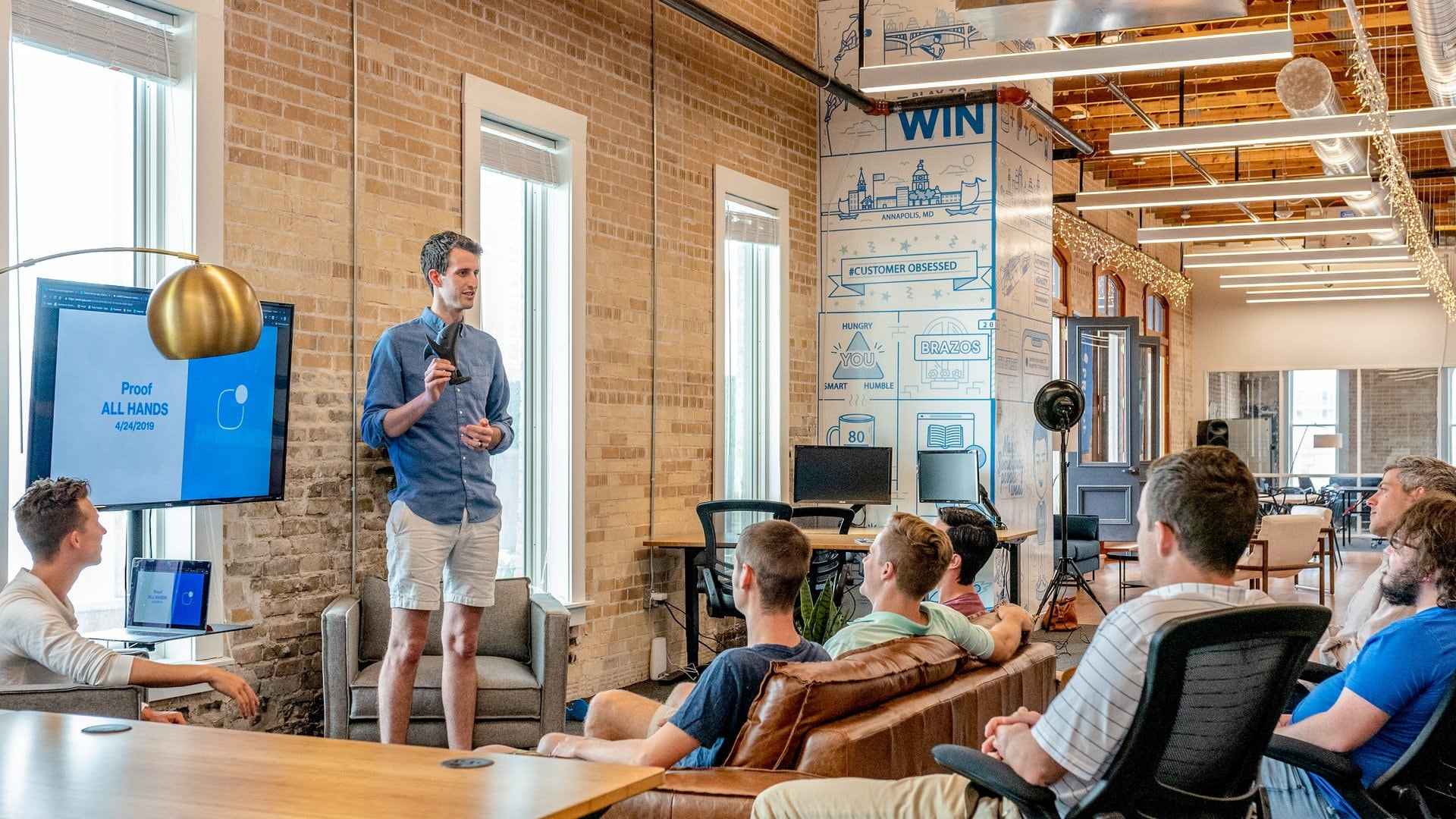 Presentation design: A beginner’s guide to creating impactful slides ...