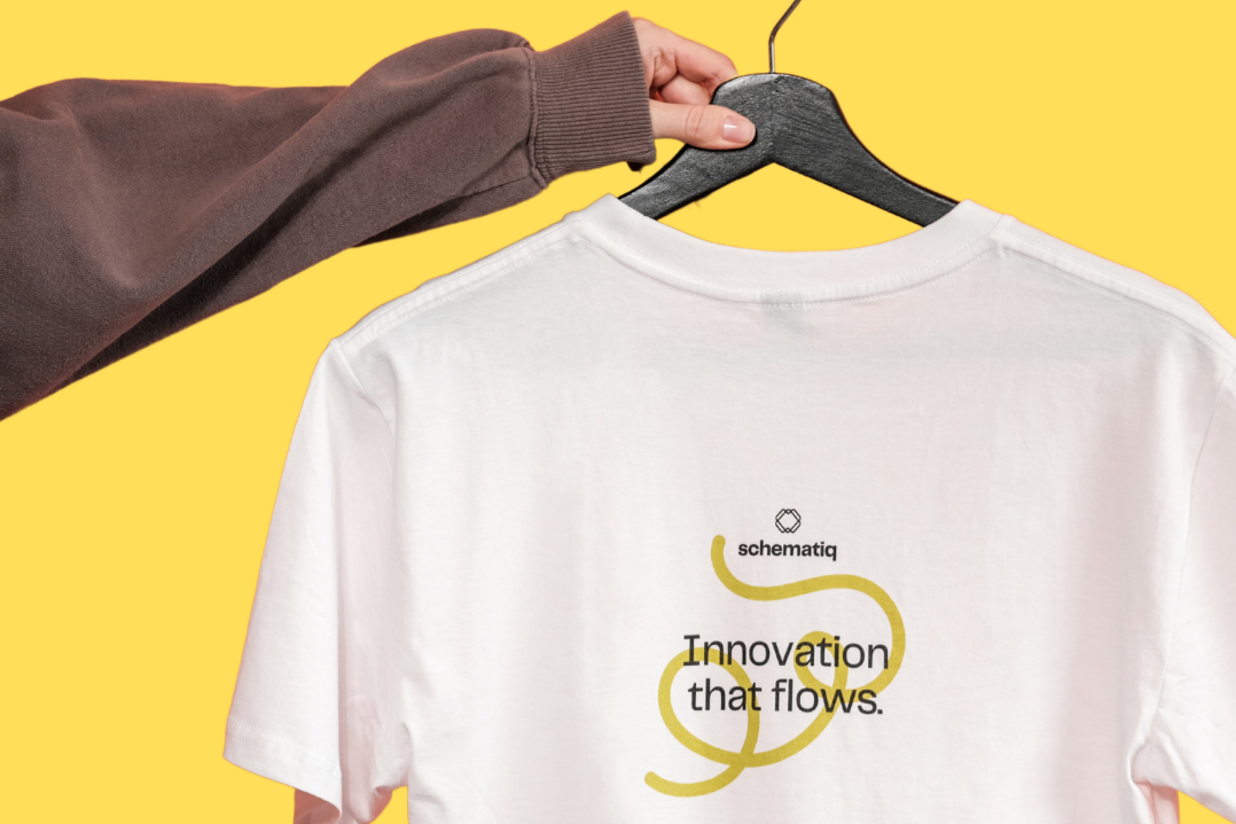 Text remover: Remove text from images | Canva