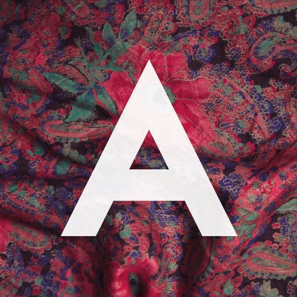 The role of textures in contemporary graphic design