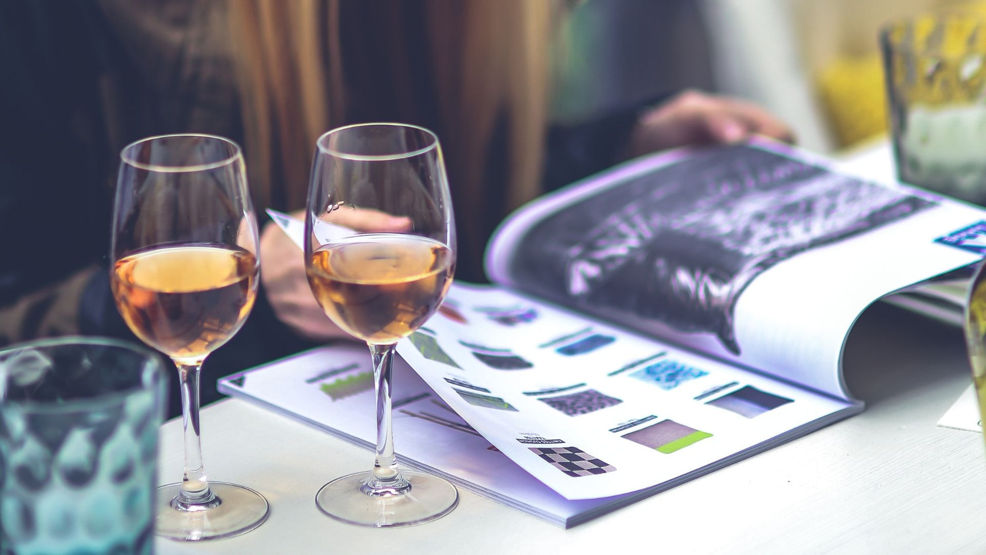 Les clés d'un dossier de presse réussi & design - Canva