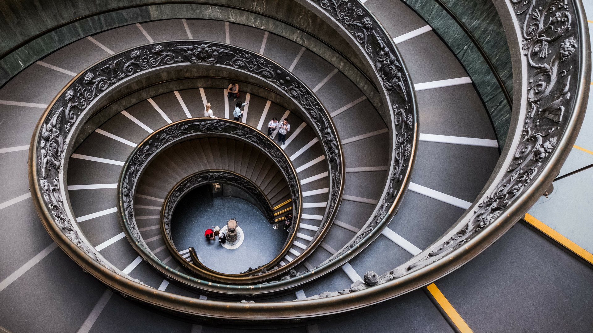 O que É Proporção Áurea: Guia Completo - Canva