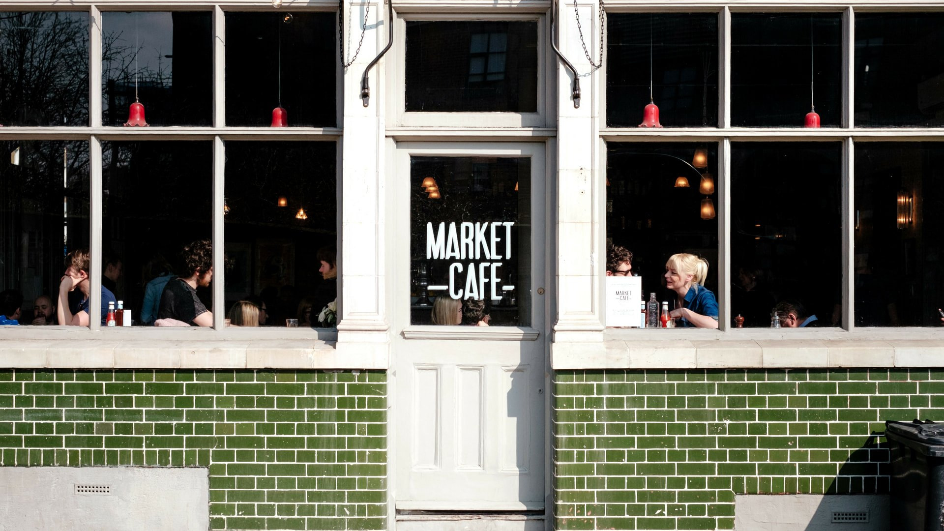 60 Font Gratis untuk Desain Minimalis