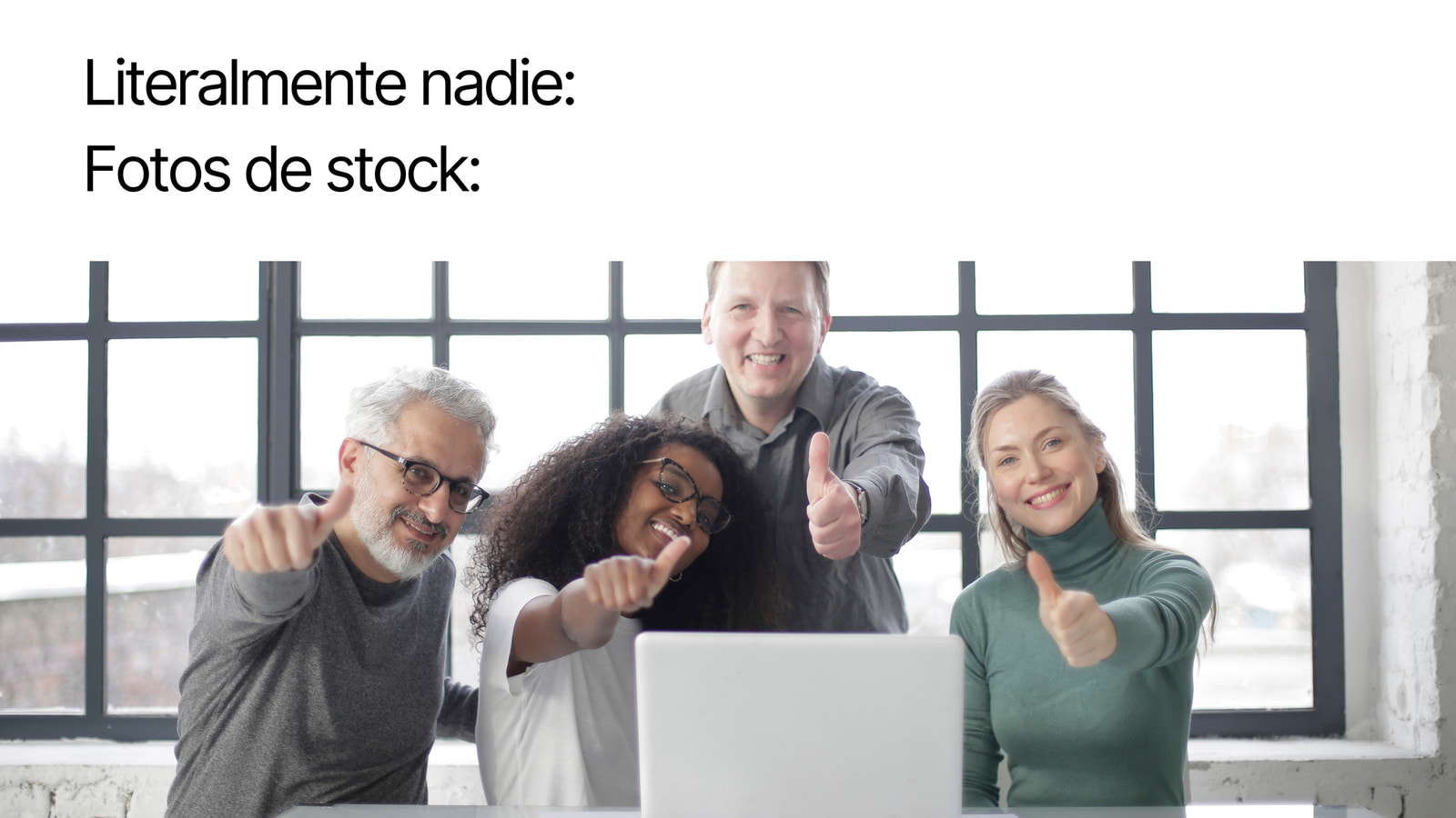 Crear memes online gratis y rápido | Canva